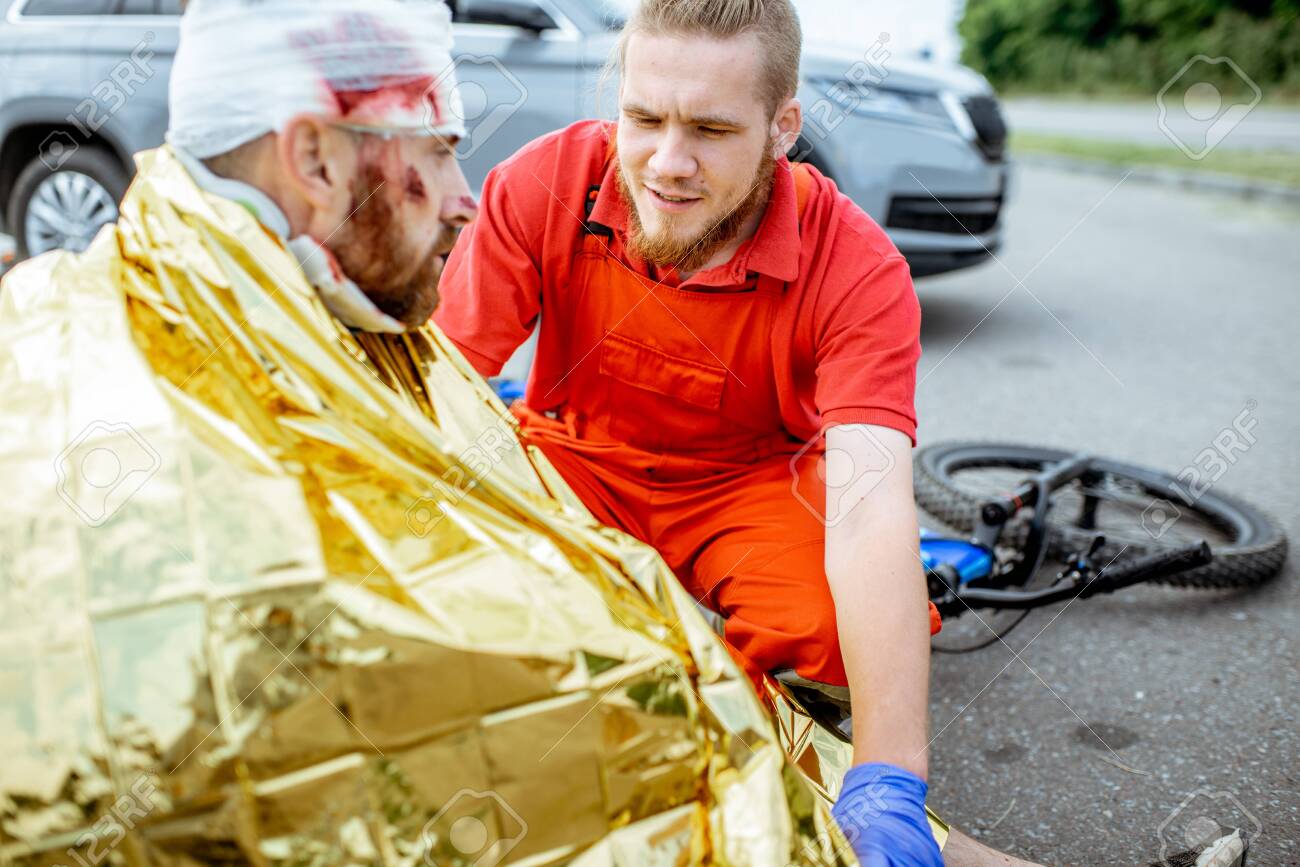 Providing emergency care on a road - Speed Cap